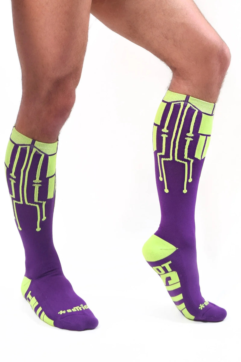 CYBERTECH SOCKS – Creative Male